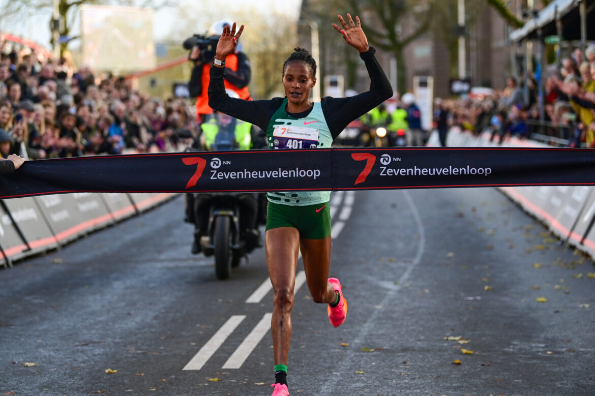 Kiplimo evenaart wereldrecord in NN Zevenheuvelenloop (+ alle uitslagen) - Hardloopnetwerk